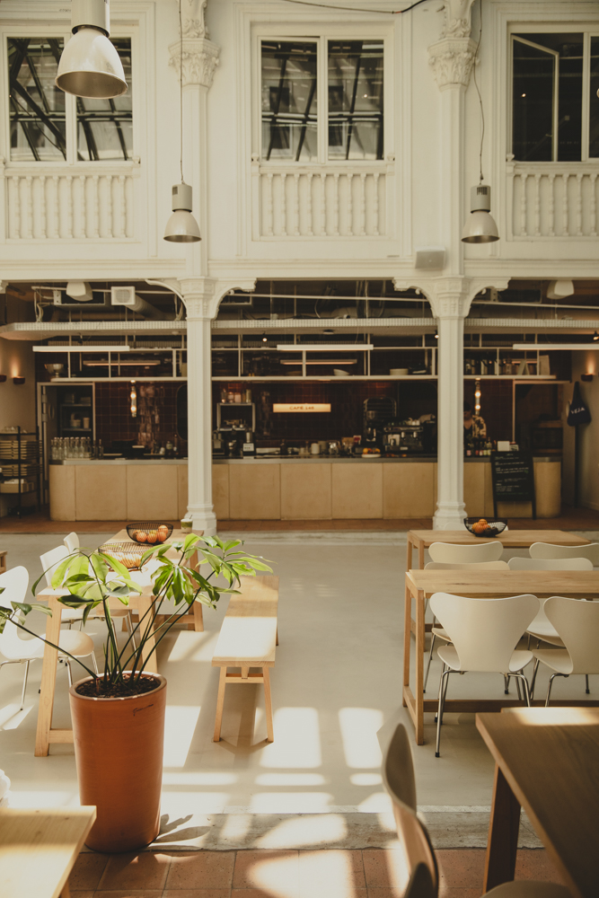 Visite des bureaux Veja, à Paris - Home magazine