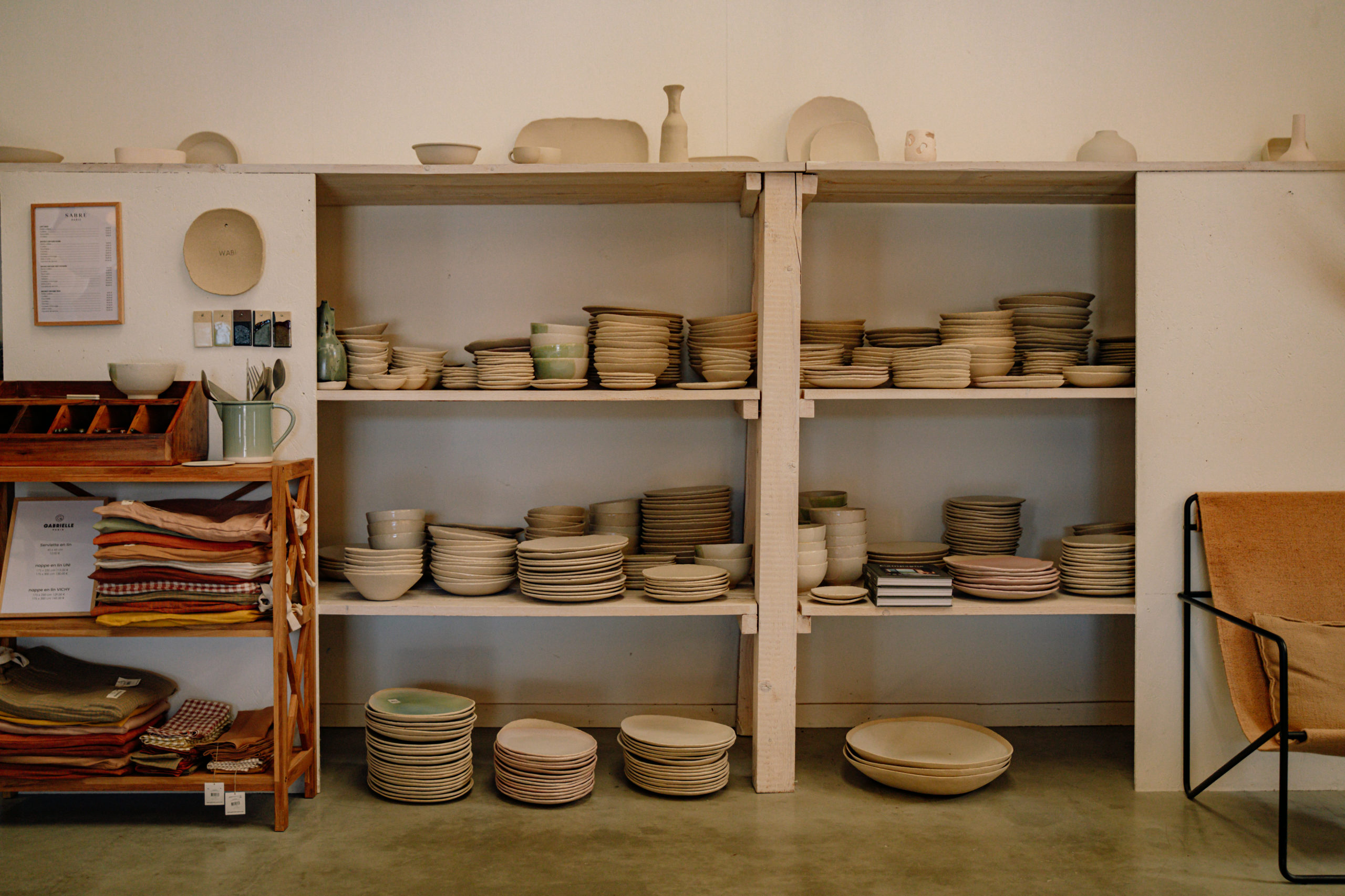 Jars Céramistes, du grès à la table - Home magazine